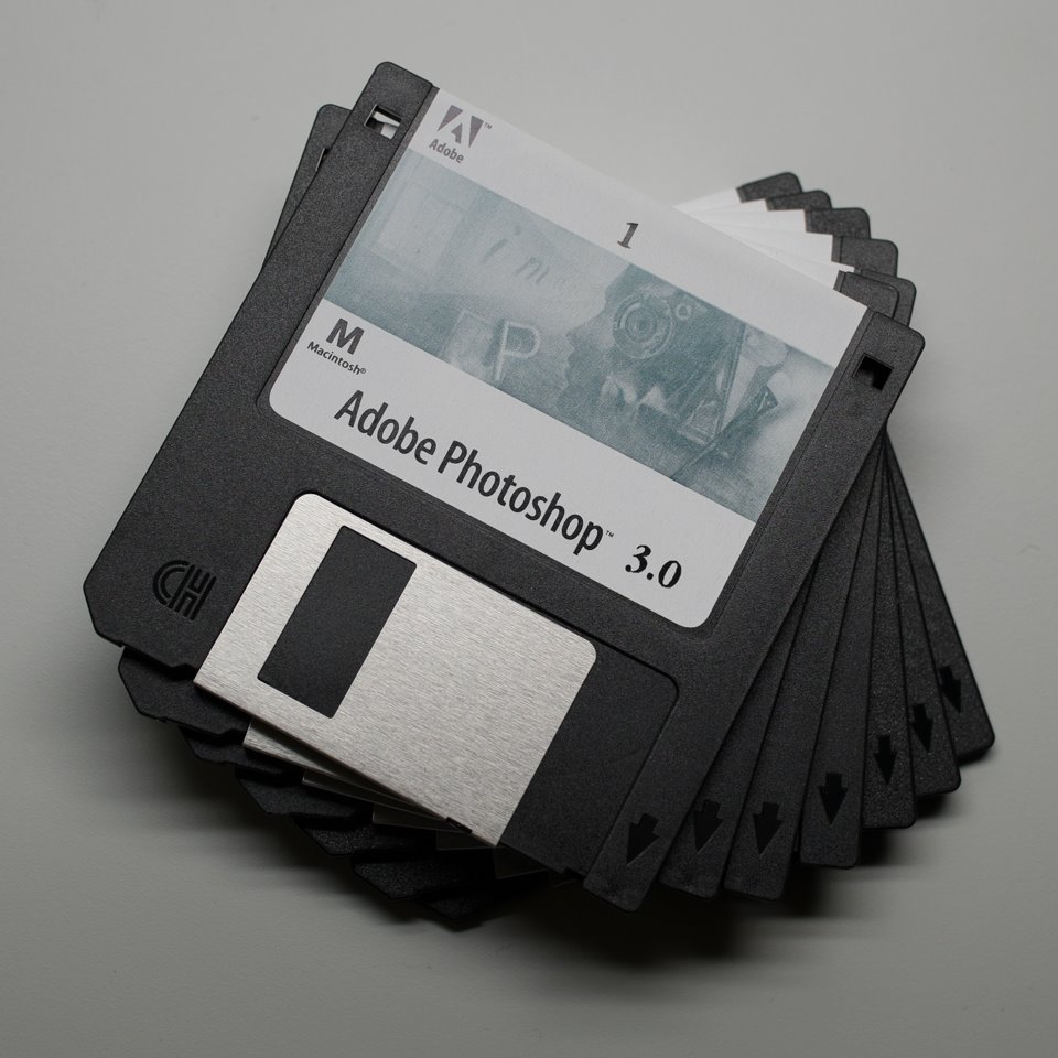 Photoshop 3.0 vs. Photoshop CC on Floppy Discs